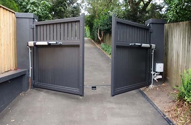 Why Automated Driveway Gates are a Must for Every Property