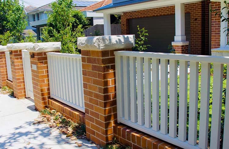 Discover the Top 6 Trending Timber Wood Fence Ideas to Elevate Your ...