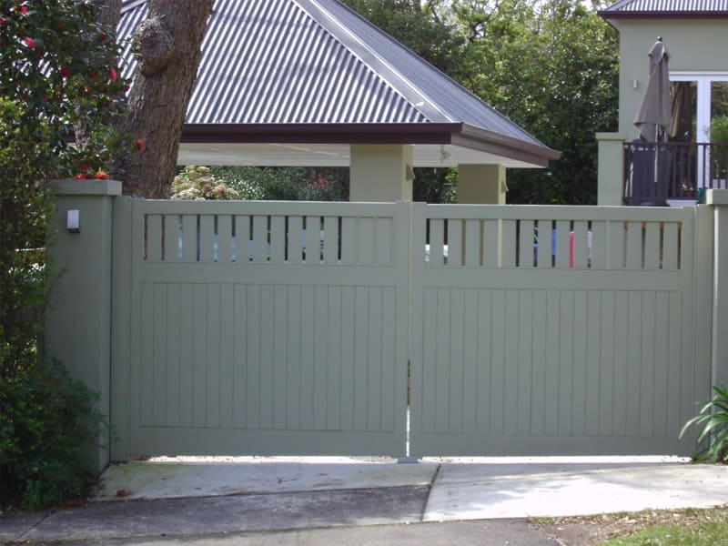 premium fences and gates gallery - Craft in Wood