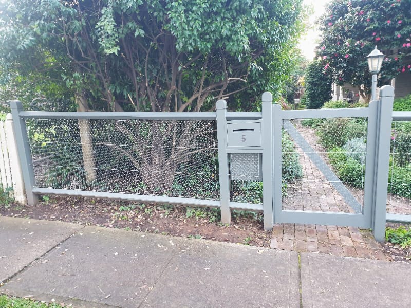 premium fences and gates gallery - Craft in Wood